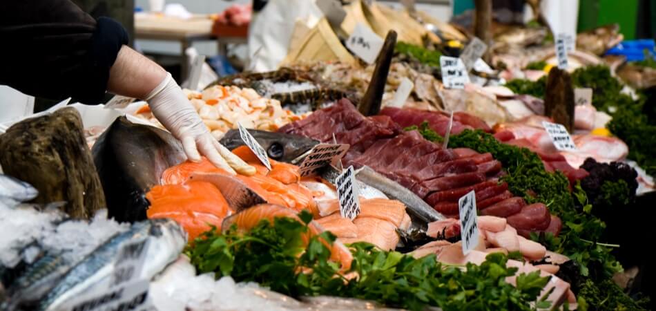 Seafood Supplier for Grocery Stores & Retail Markets - Sam Rust